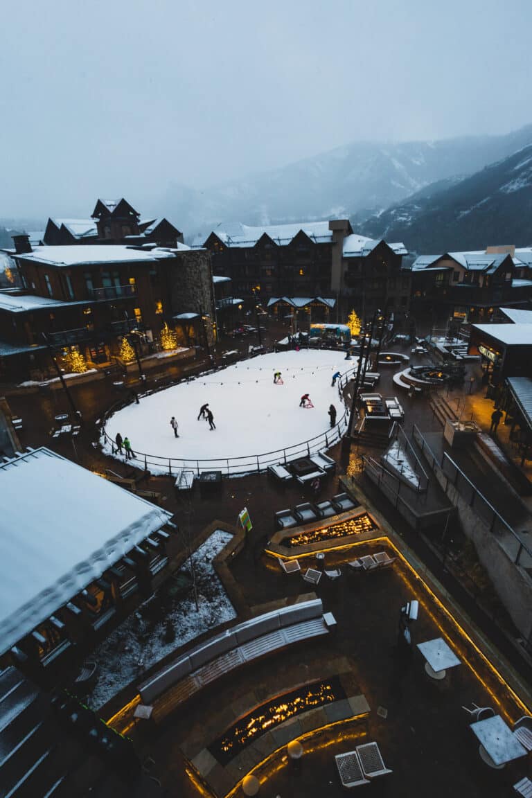Ultimate Winter Guide to Snowmass, Colorado - The Lovers Passport