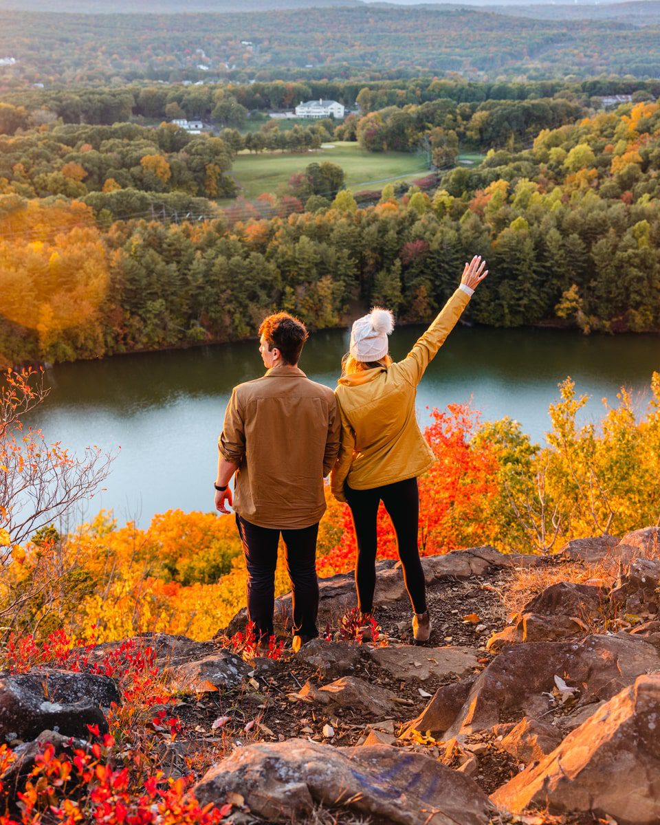 Ultimate Connecticut Fall Foliage Road Trip Guide