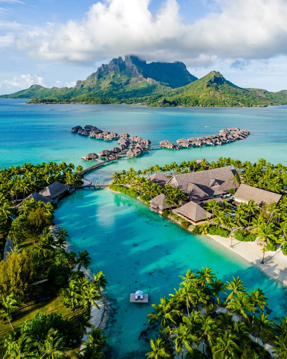 Bora Bora's Best Luxury Hotels: Four Seasons vs. St. Regis