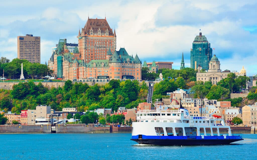Quebec City vs Montreal: Which is the Better Destination?
