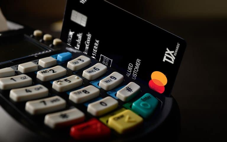 How Does the TJX Rewards Credit Card Work for Traveling?